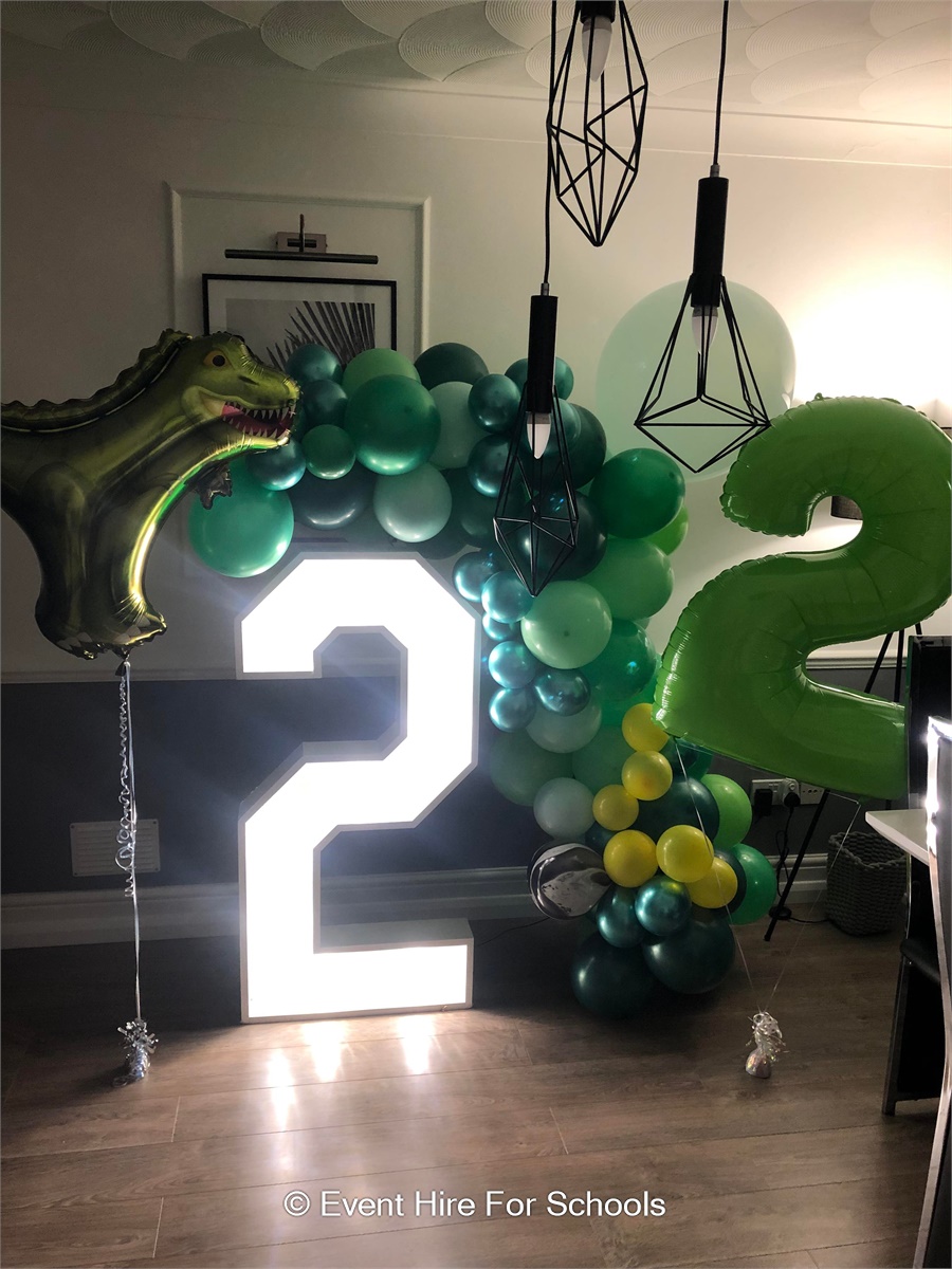 LED Number & Balloon Arch Hire Milton Keynes & Aylesbury